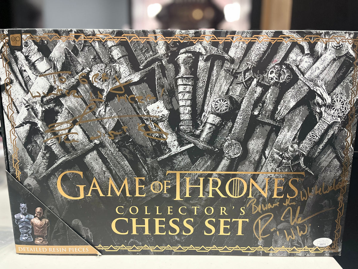 Game of Thrones Collector's Chess set Autographed by Richard Brake and ...